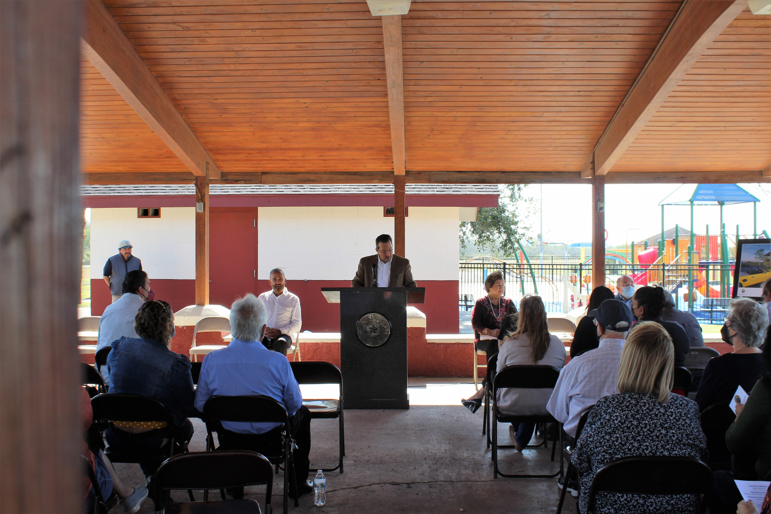 COVERED BASKETBALL COURT AT PEDRO "PETE" BENAVIDES COUNTY PARK IN ...